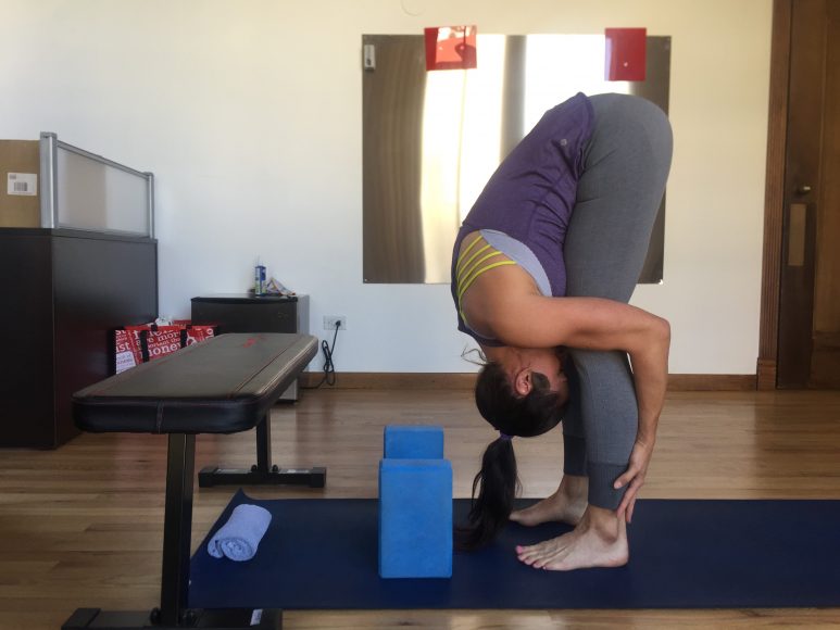 Yoga for Beginners: Pose Modifications - Early To Rise